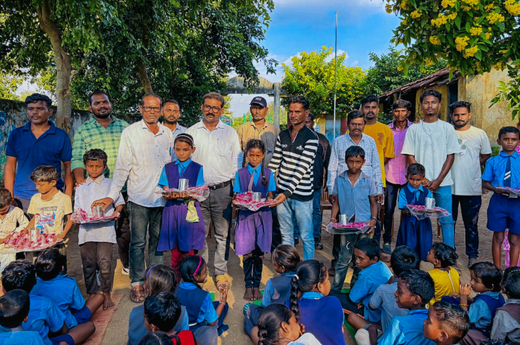 School Bag Donation - Mïam Charitable Trust